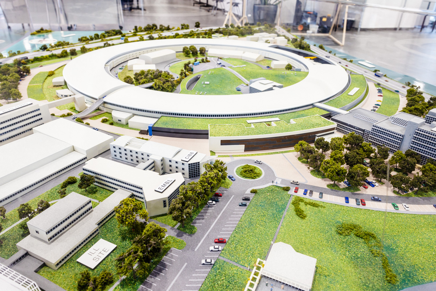 Infiniment petit, infiniment grand : Mieux voir pour mieux comprendre - Parvis des Sciences